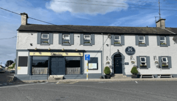 Walking the Complete Wicklow Way in 10 days and 9 nights