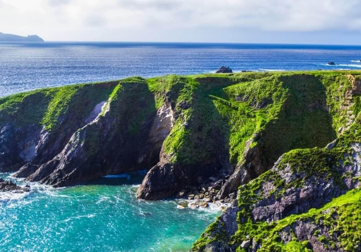 The Dingle Way in 8 days in hotels with luggage transfers